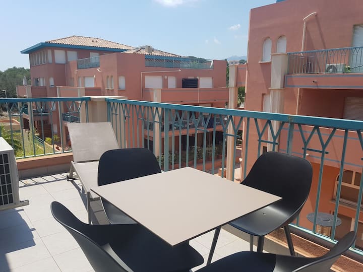 T3 à 2 Pas Du Port De Plaisance Et Du Centre Ville - Palombaggia