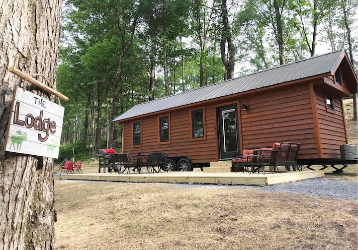 The Lodge- Our Biggest Tiny House Sleeps 6-7 - Catskill, NY