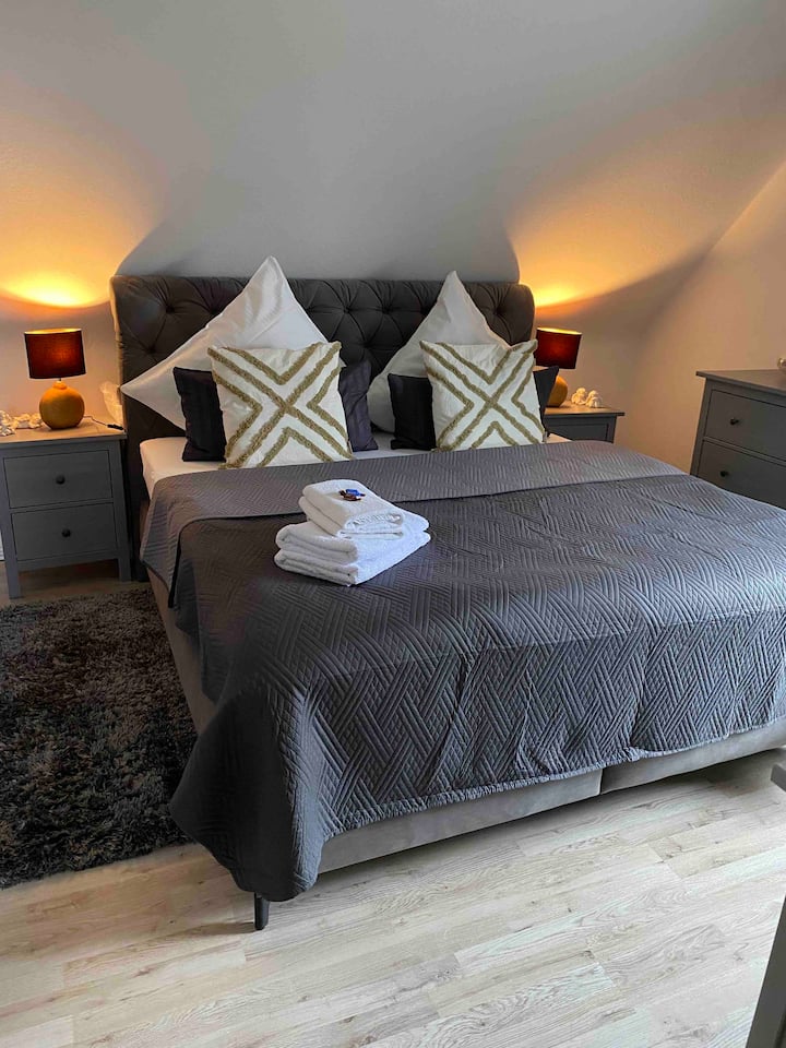 Gemütliche 3 Zimmer Dachgeschoss Wohnung - Salzhemmendorf