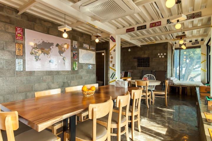 바코홈(Bacohome) 1,2호점 전체 예약 - 풀옵션 단체 펜션 - Jeju-do