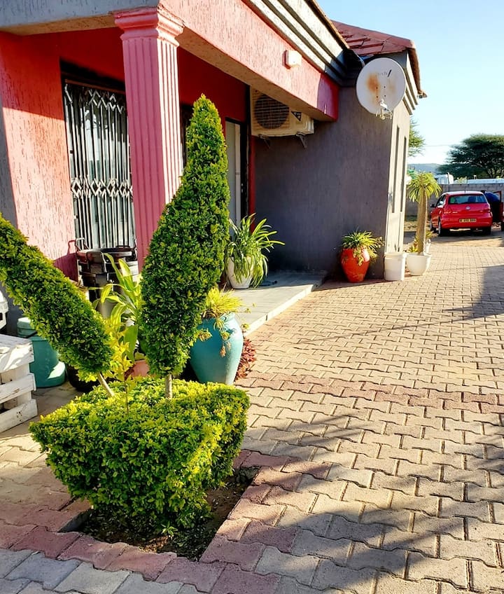 The Oasis Spot - Botswana