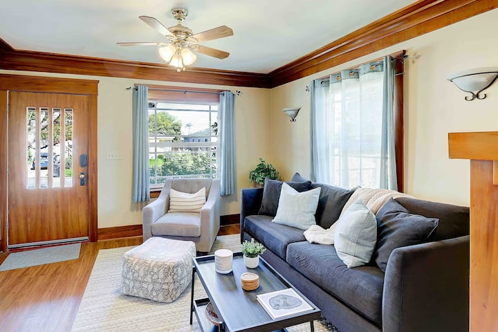 Craftsman Home 1 - San Diego, CA