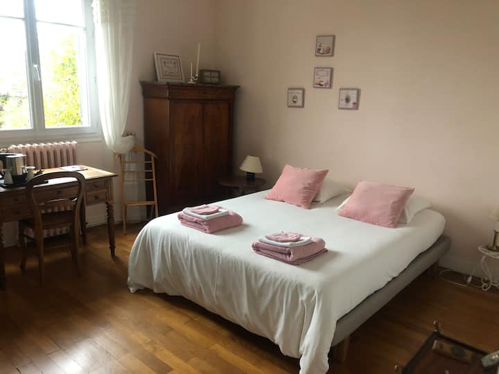 Chambre Et Petit Déjeuner à La Campagne "Lully" - Versailles