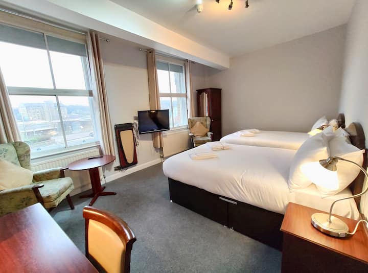 Studio 4 - The Mews, Huddersfield Town Centre - Huddersfield