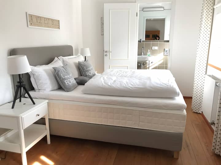 Landgut Mosch - Apartment Mit Balkon Bis Zu 5 Per. - Dresden