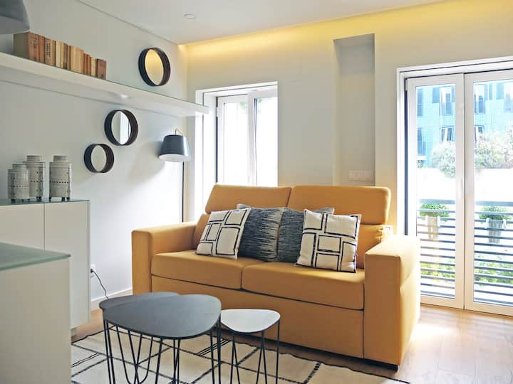 Brand New Estrela Stylish Flat! Parking - Lisbon