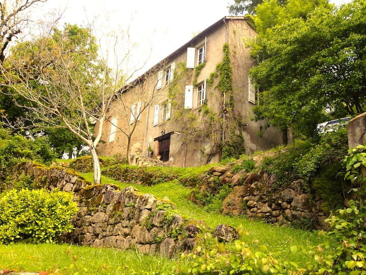 Beautifully Restored Ancient Villa - Figeac
