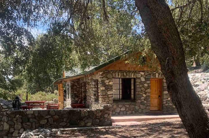 Cabin 22 Snowcrest, Mt Baldy 1br, 1k+1q Fireplace, - Mountain High Resort, CA