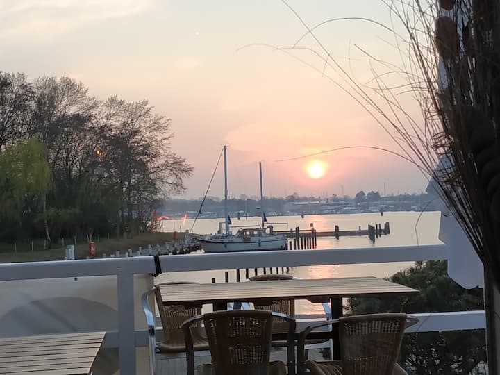 Traveloge Mit Schwimmbad Und Sauna - Travemünde