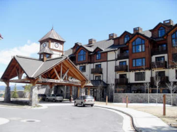 4th Flr 2 Br Lodge Lake/golf Vw Ski - Tamarack Ski Resort, ID