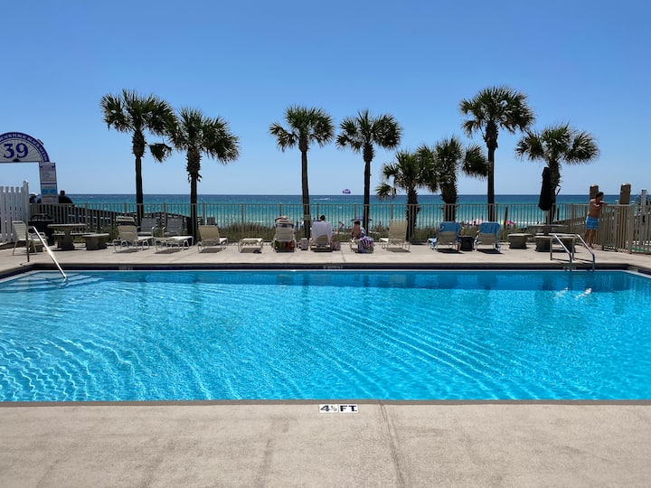 Gated Resort! 🏖 11 Pools, 5 Min Walk To The Beach! - Panama City Beach, FL