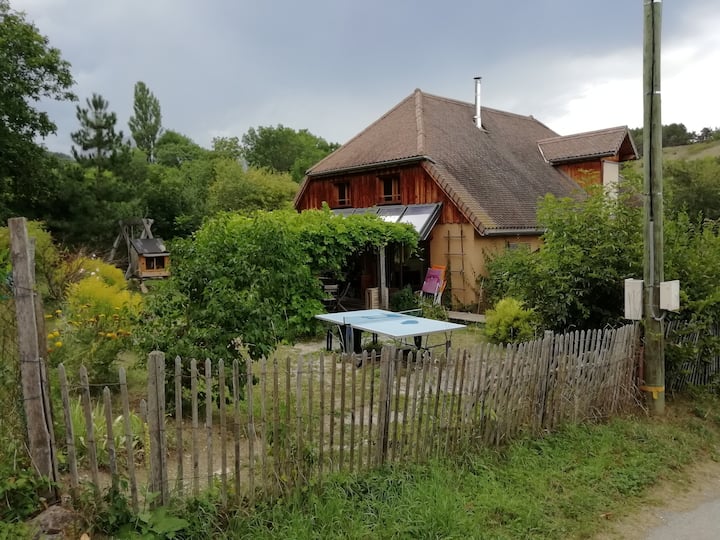 Chambre Indépendante, Terrasse Et Cuisine D'été - Chichilianne
