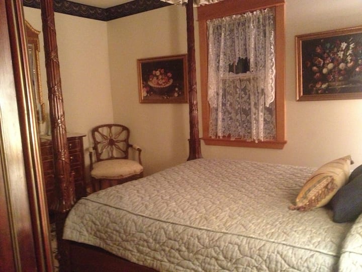 Private Room In Serene Farmhouse - Leesburg, VA