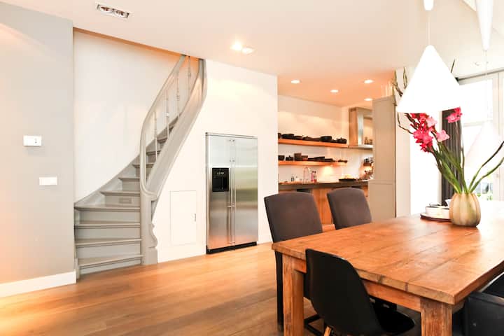 Spacious family house in city centre - Houses for Rent in Amsterdam ...