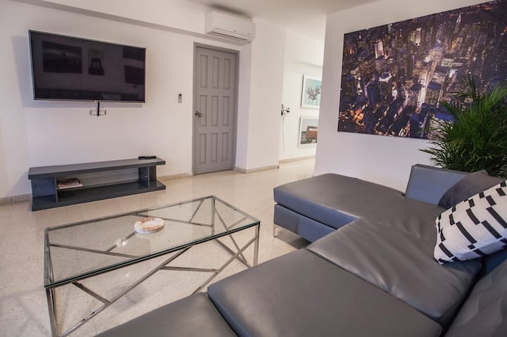 Heart Of Havana-next To Melia Cohiba Hotel Plz126 - Havana