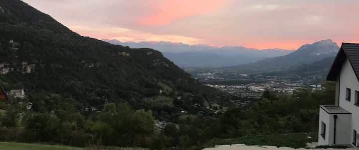 Studio Agréable Avec Vue Dégagée - ibis Chambery