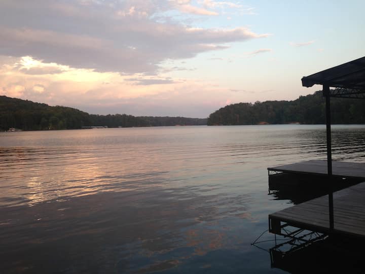 Key West Cottage On Lake Hartwell - Lavonia, GA