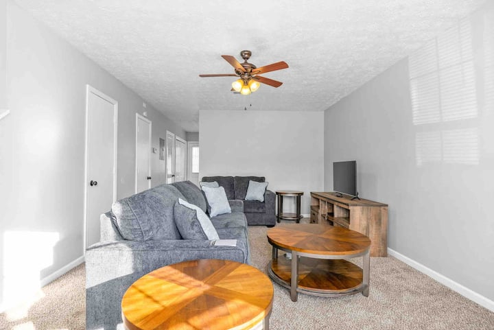 Pet Friendly, Exit 1-weekly, Monthly Discount - Clarksville, TN