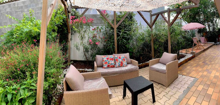 Villa Chaleureuse Avec Jardin Et Véranda - Vias