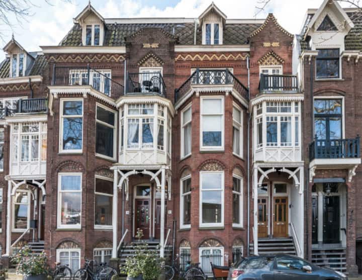 Spacious 3 Bedroom Apartment In Heart Of The City - Utrecht