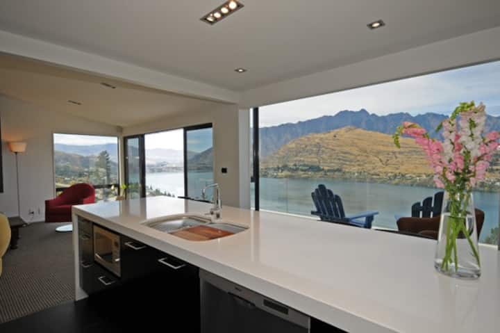 Olivers Place - Queenstown