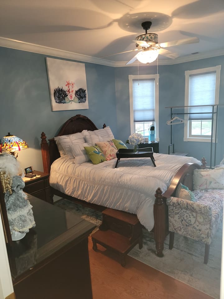 Blue Room Creek Side Bed And Breakfast - Lexington, KY