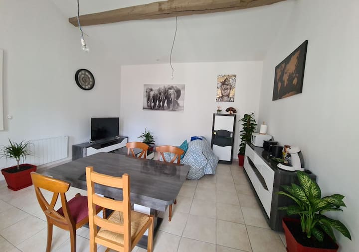 Lorignac, Agréable Maison De Village, Tres Calme. - Charente-Maritime