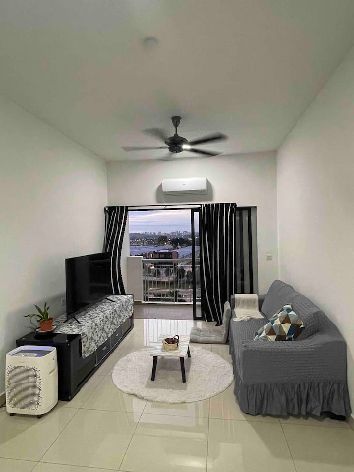 Modern Best Value Fully Equipped Stay Near Klia - Sepang