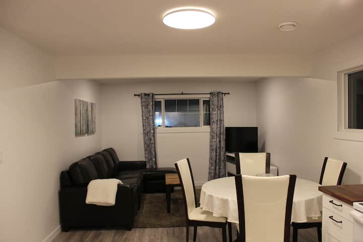 Beautiful Basement Suite! - Lloydminster