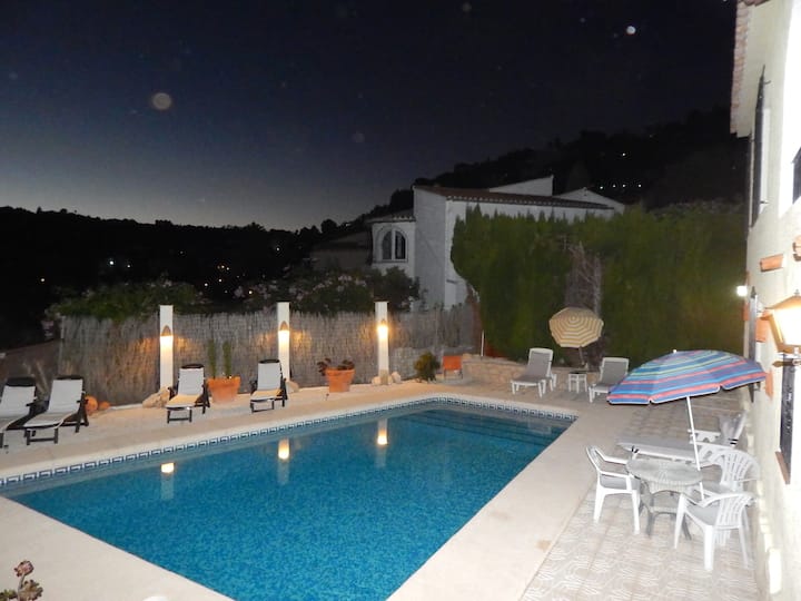Double Bed  In Villa + Pool - Moraira