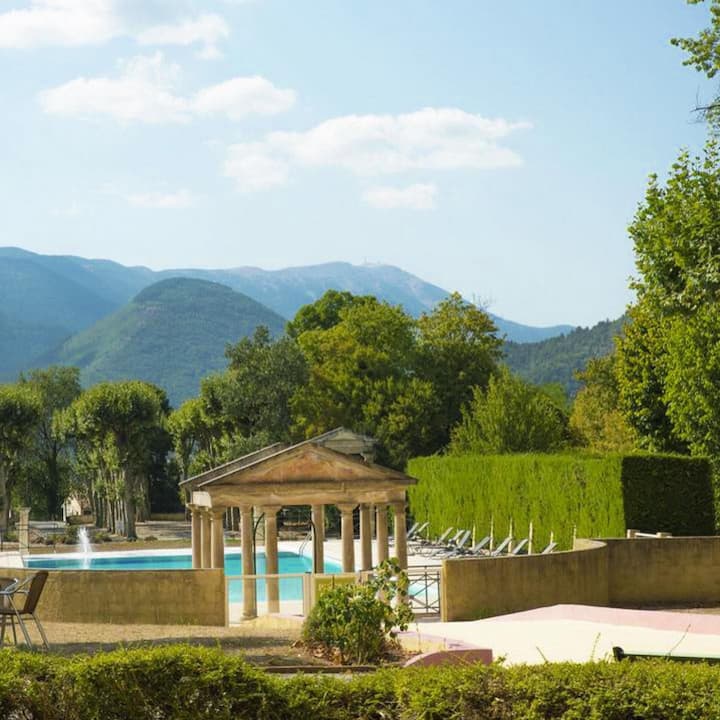Château Face Au Ventoux - Savoillan