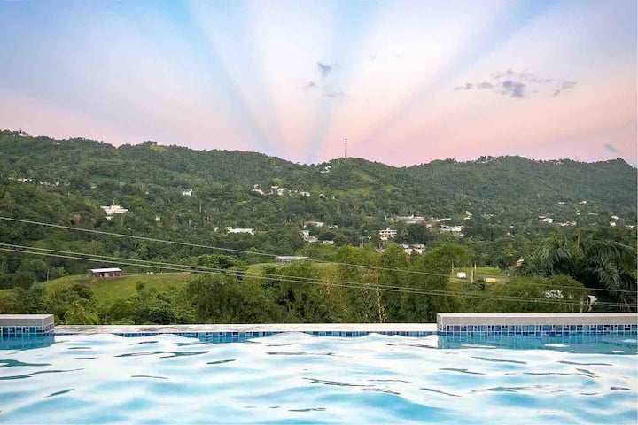 Hacienda Don Mode/ Limpieza Incluida - Puerto Rico