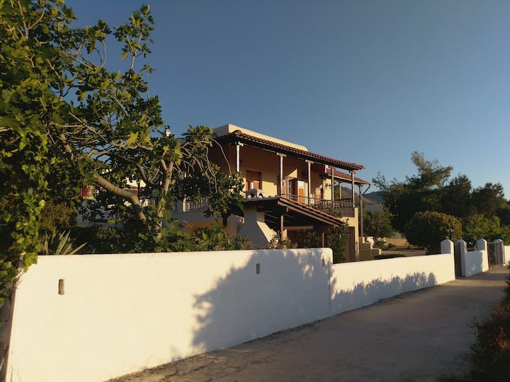 Explore Aegina Island - Эгина