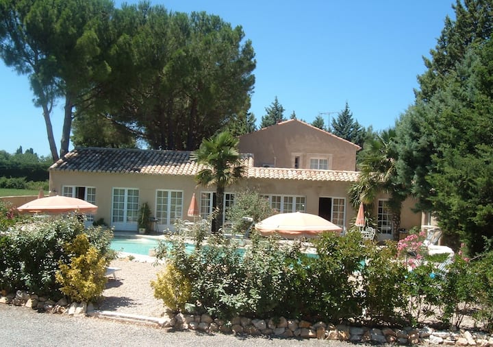 Gîte Cécilia à St Rémy 2/4 Pers - Piscine Chauffée - Saint-Rémy-de-Provence