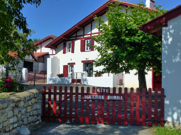 Maison De Caractère Au Cœur Des Montagnes Basques - Bidarray