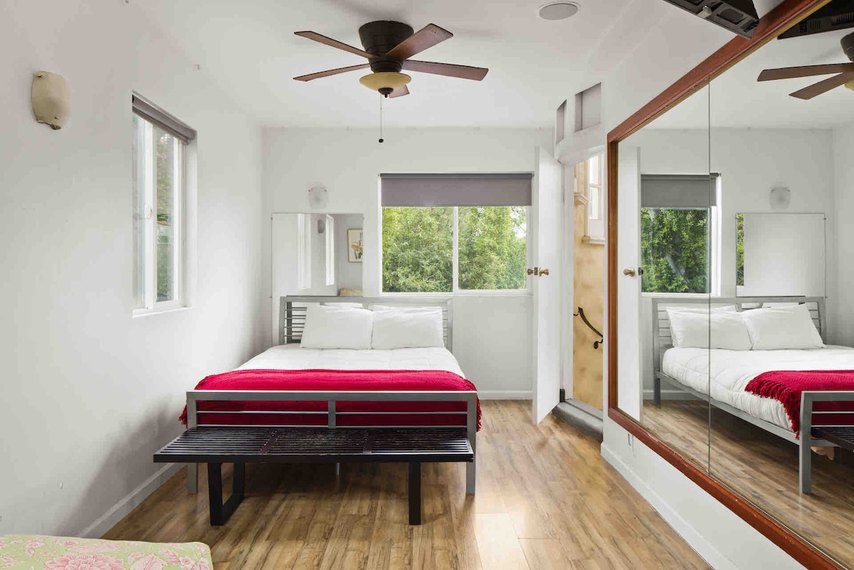 The Castle Ivar ! - Castles for Rent in Los Angeles, California, United ...