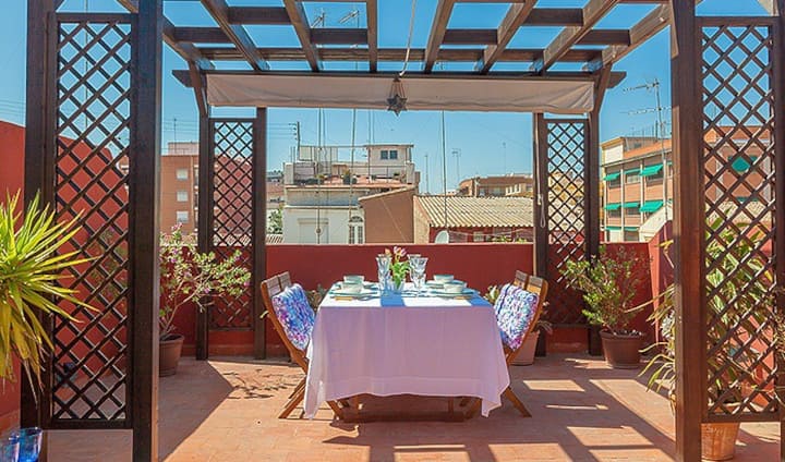 Beautiful House With Terrace - Valence en Espagne