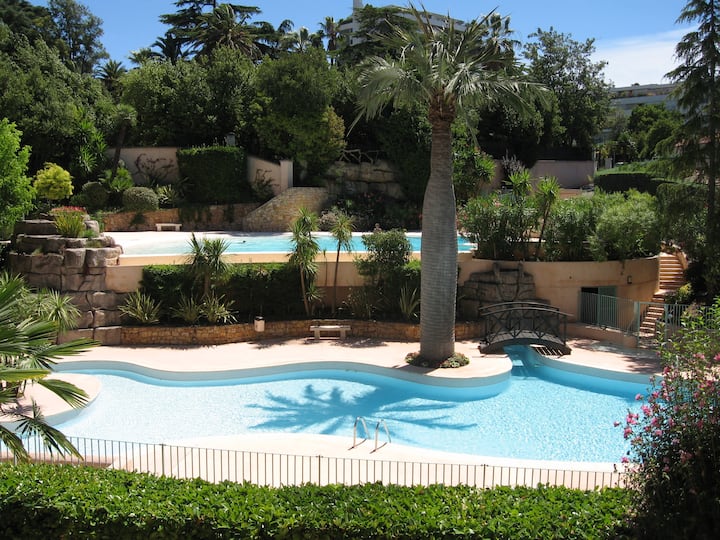 Beautiful 2 Bedroom Apartment - Cannes