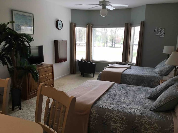 Fore Shore - Studio B - Sunset Beach, NC