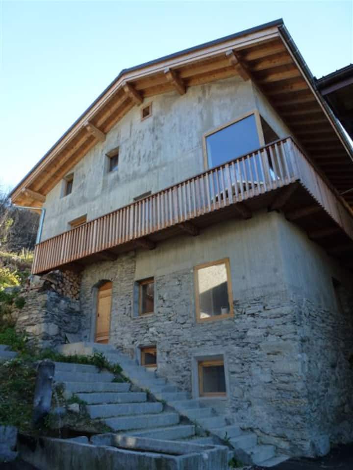 Contemporary Chalet- Sleeps 18 - Sainte-Foy-Tarentaise