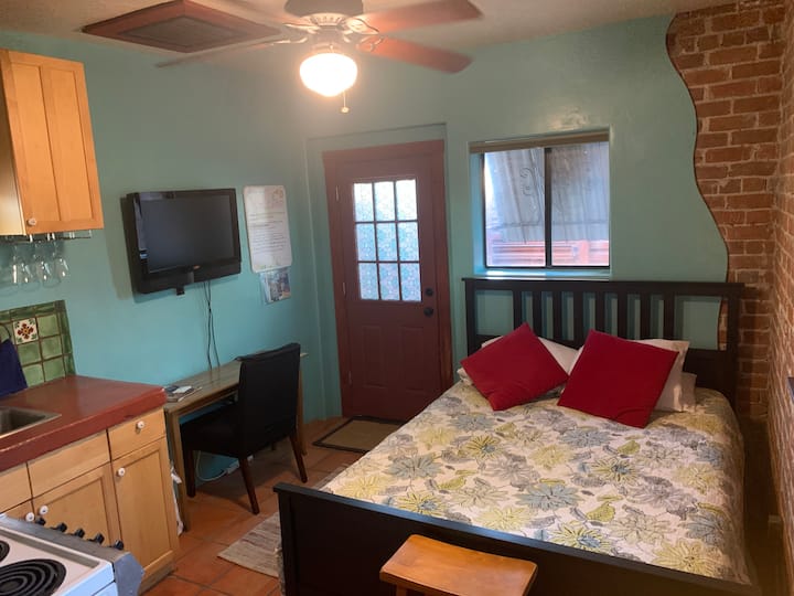 North University - Private Studio, Guest House - Tucson