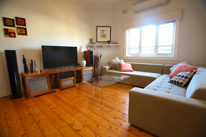 2 Bedroom North Bondi Family Home - Bondi Beach