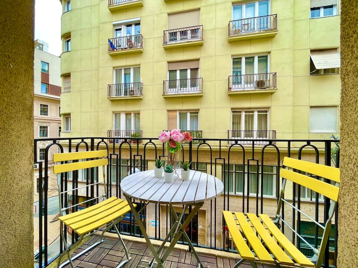 Budeye Terrace Apartment With 6ppl/ac/2balcony - Budapest