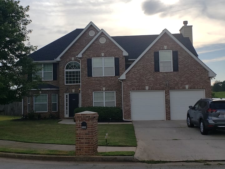The Modern Studio - McDonough, GA