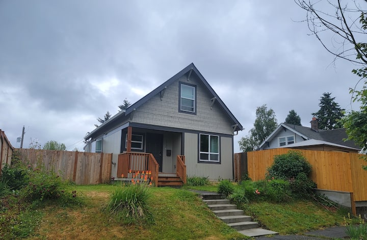 Close To Everything In Tacoma! - Tacoma, WA