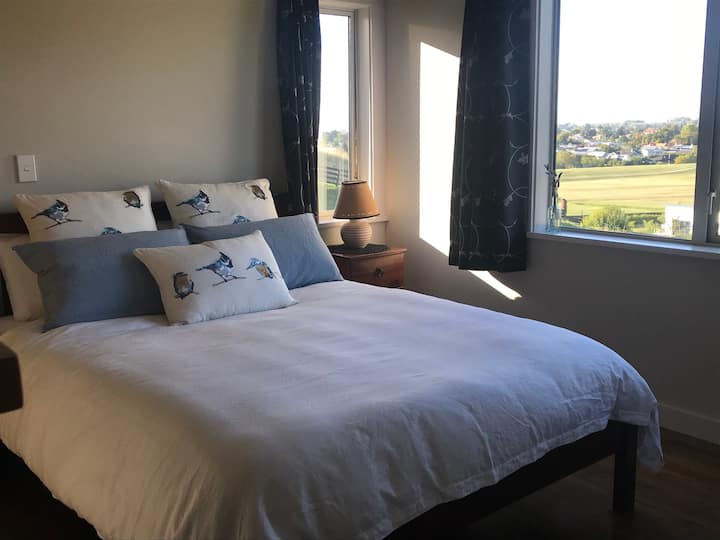 The Loft -Tranquil Outlook - Napier