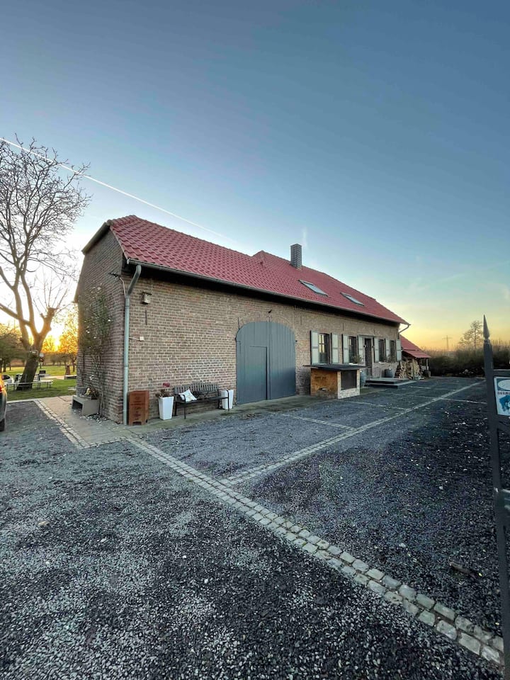 Freistehendes Landhaus Mit Whirlpool Und Sauna - Willich