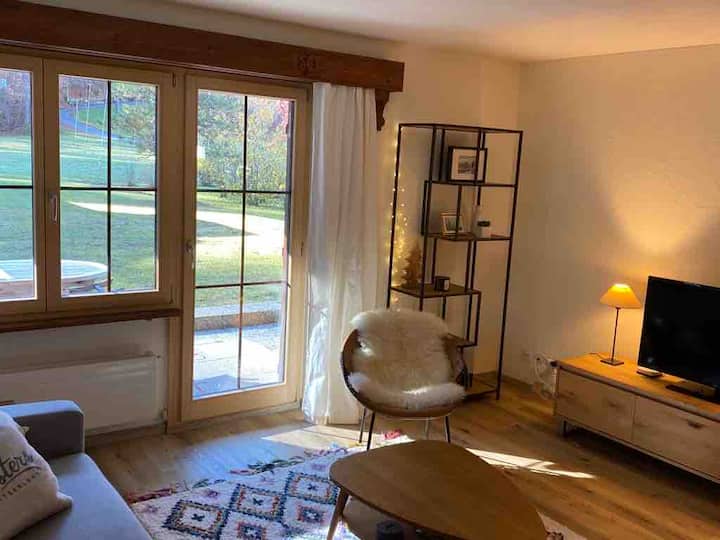 Klosters (Davos) - Cosy Flat In Graubünden (Gr) - Klosters-Serneus