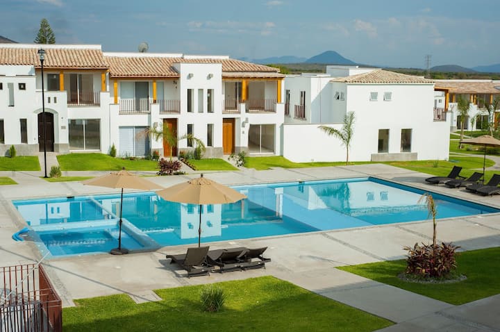 Casa 3 Habitaciones. Rojo Azafran - Alpuyeca