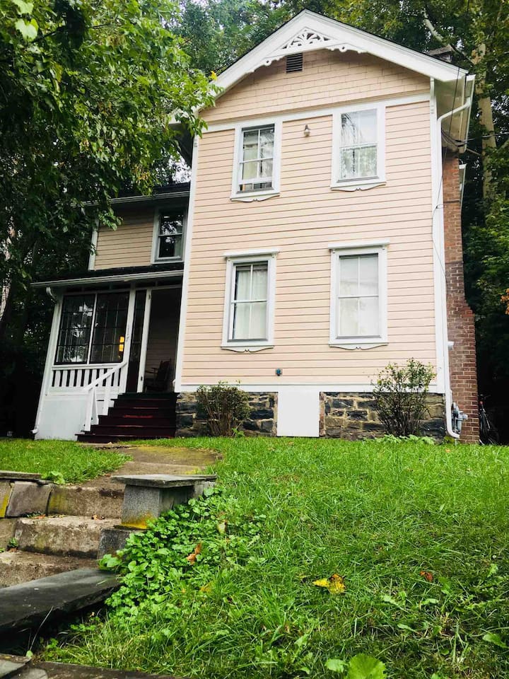 Great Cornell Location - Ithaca, NY